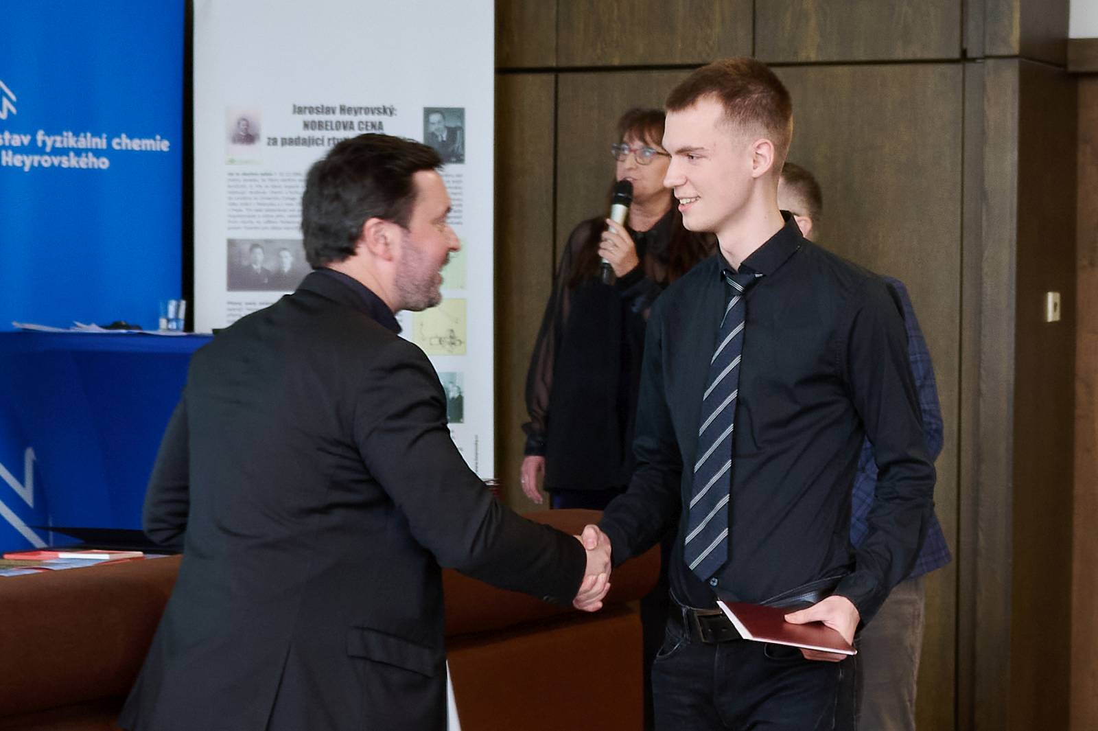 Nadační fond Jaroslava Heyrovského ocenil talentované studenty a ...